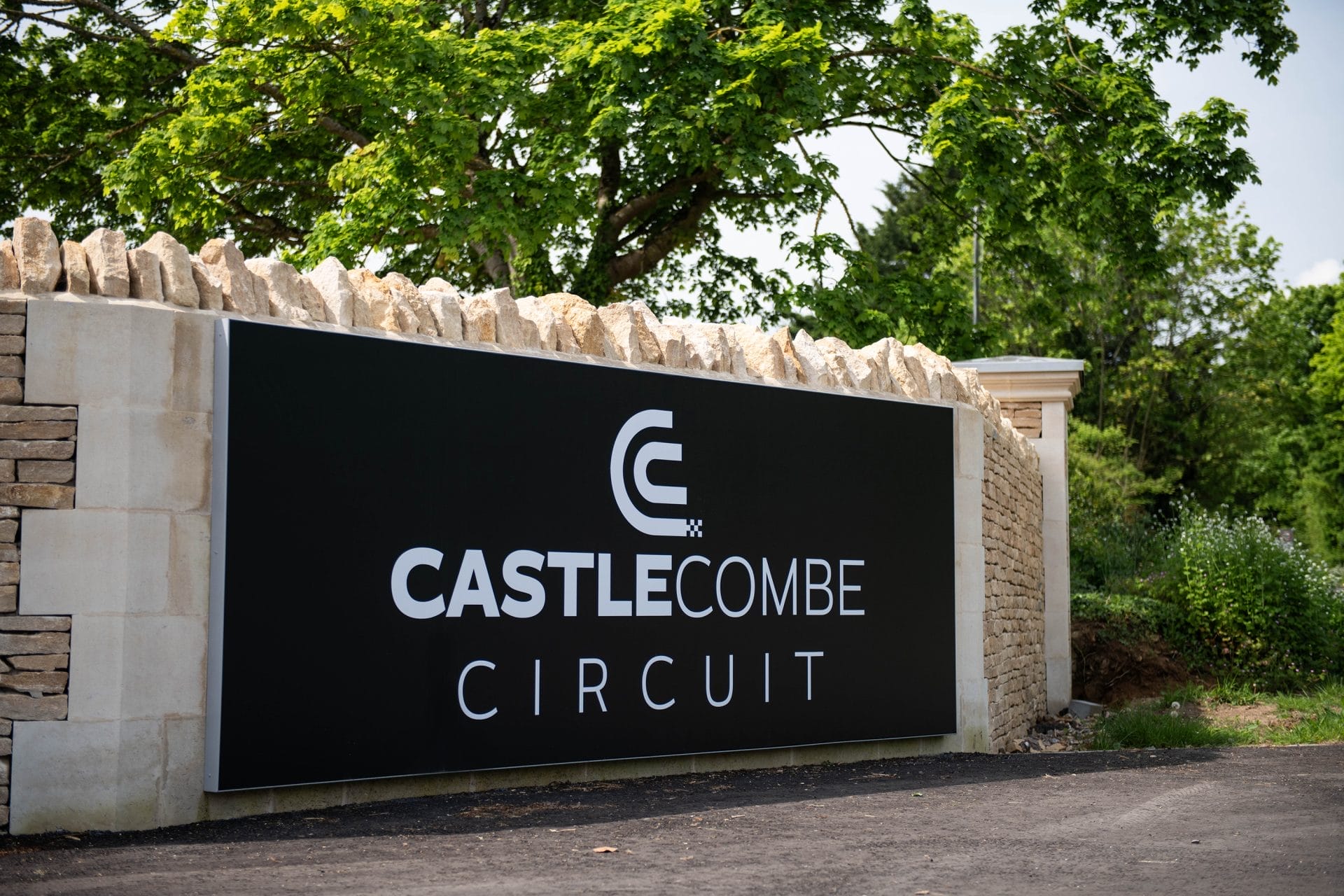 CASTLE COMBE COLLABORATES WITH NOVA ALUMINIUM ON ALL-NEW CIRCUIT ...